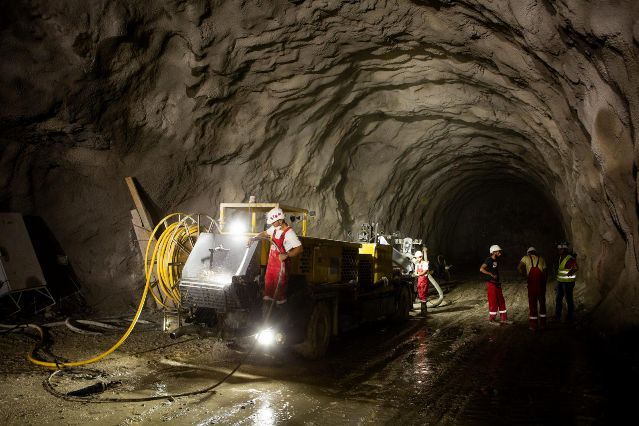 Jutarnji list - Prvi smo ušli u tunel Debeli brijeg, najveće gradilište ...