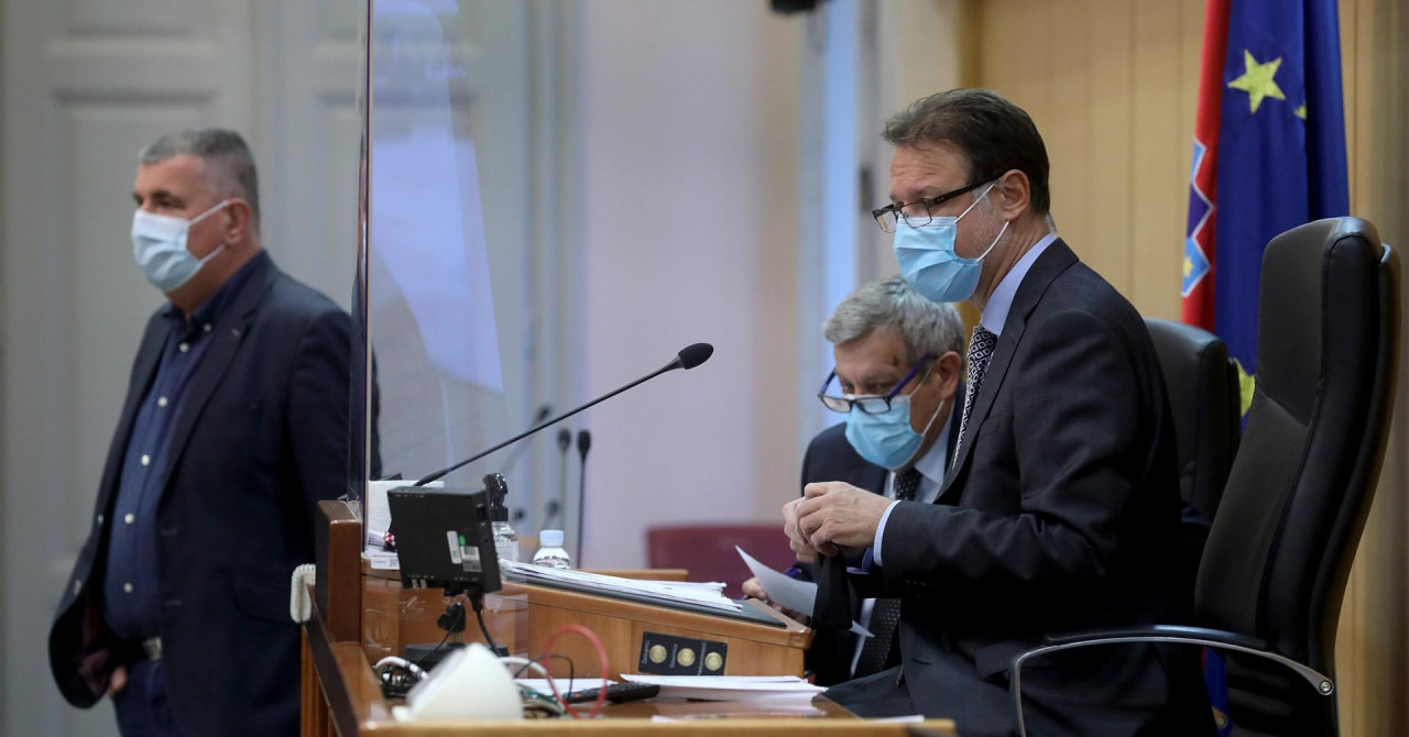 Jutarnji list - Jandroković izbacio Mostovce jer ih je previše došlo u Sabor: ‘HDZ-ovaca ni nema ...