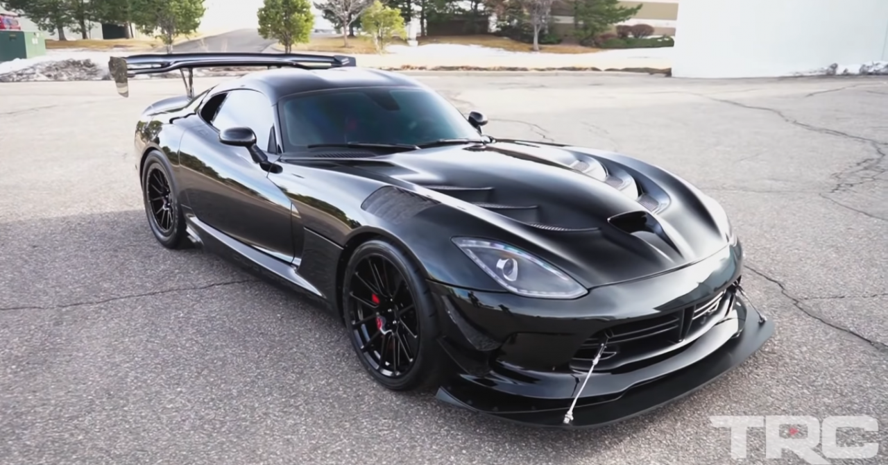 Auto Klub - Video: Monstruozni Dodge Viper 9.0 Twin-turbo od 2630 KS ...