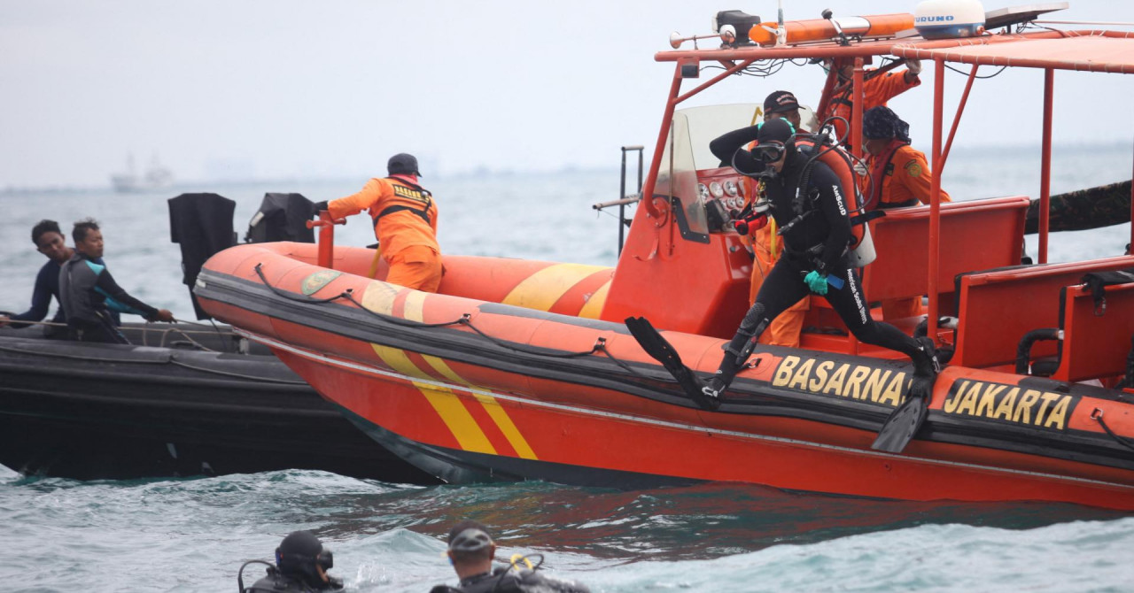 Jutarnji list - Indonezija pronašla snimač glasa iz kokpita aviona ...