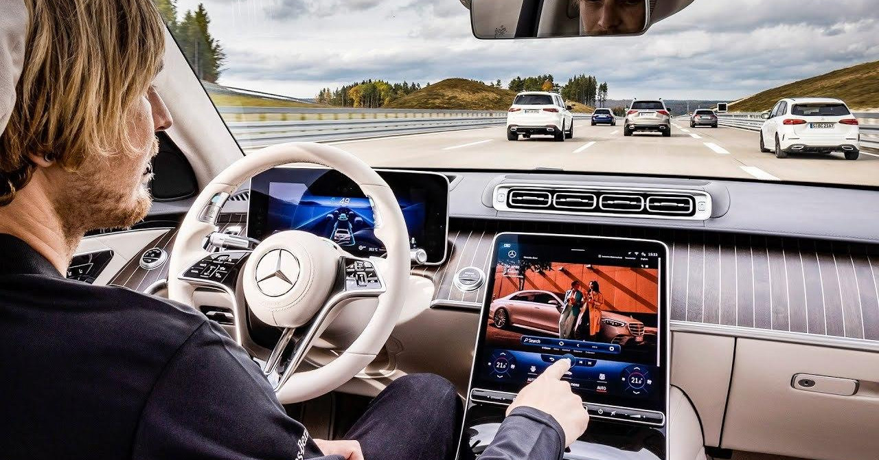 Auto Klub - Mercedes preuzima pravnu odgovornost za moguće nesreće s ...