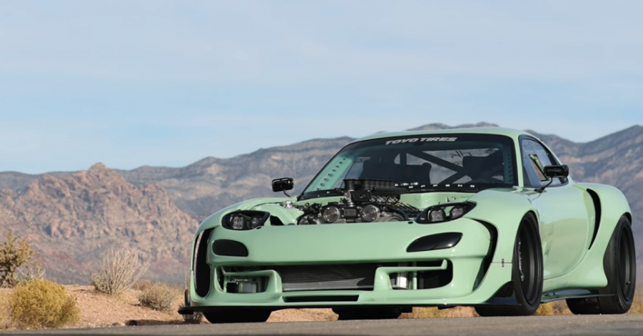 Auto Klub - Još ludosti sa SEMA-e: Ovu Mazda RX-7 pogoni 7,3-litreni ...