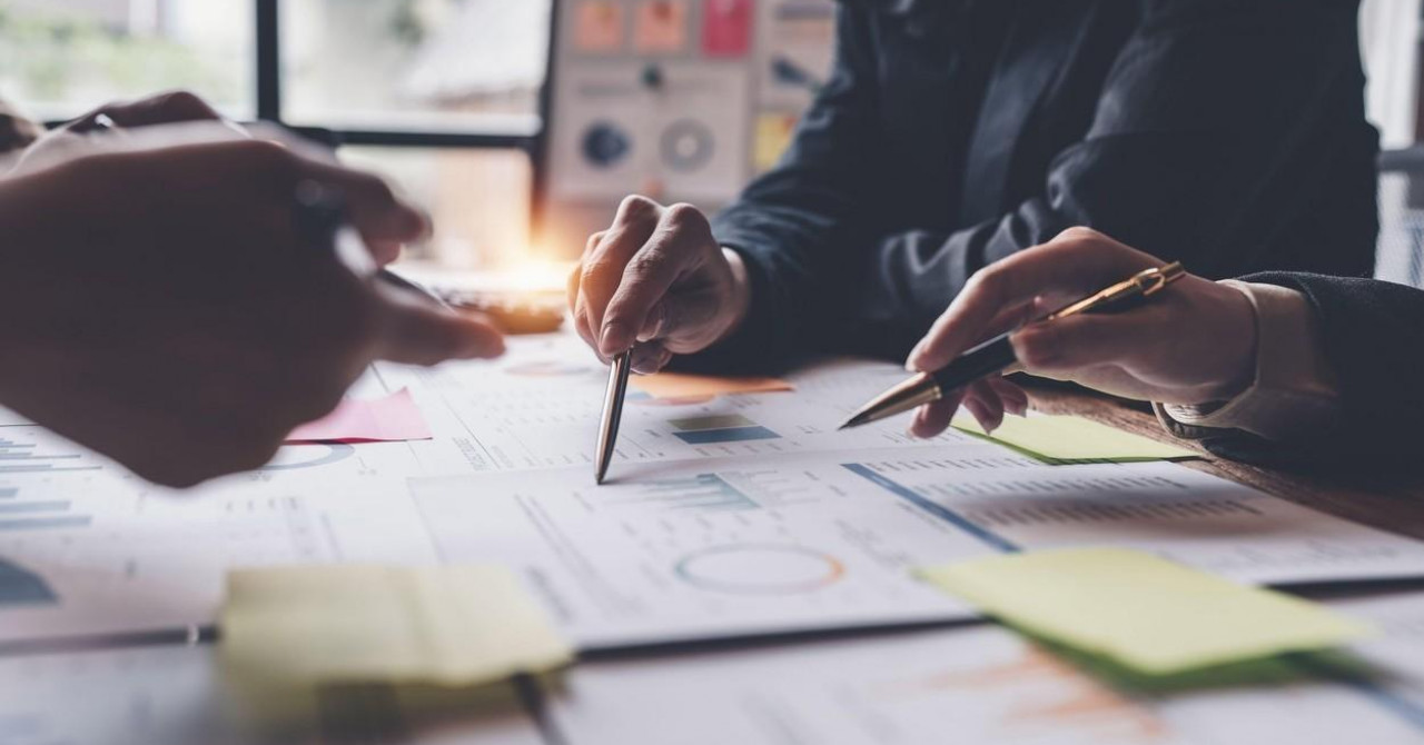 Jutarnji list - PROVJ. FOTKU!Zanimanje konzultant: Malo je tko u ...