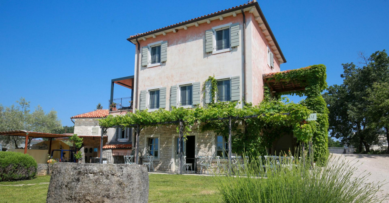 Dobra Hrana - Poznati istarski vinar uredio staru