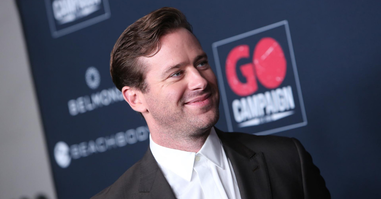 Gloria - Tjedan dana nakon službenog razvoda, Armie Hammer viđen u ... Gloria - Tjedan dana nakon službenog razvoda, Armie Hammer viđen u ...