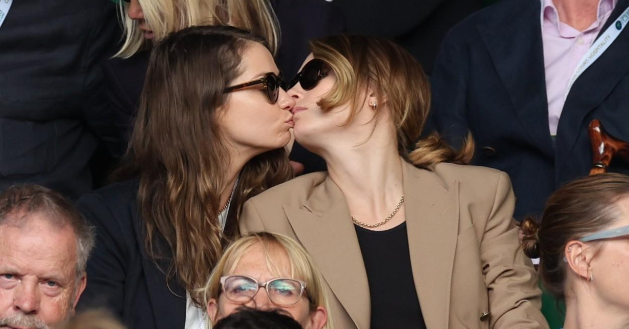 Jutarnji list - Umjesto praćenja teniske loptice, slavna se manekenka posvetila ljubljenju i ...