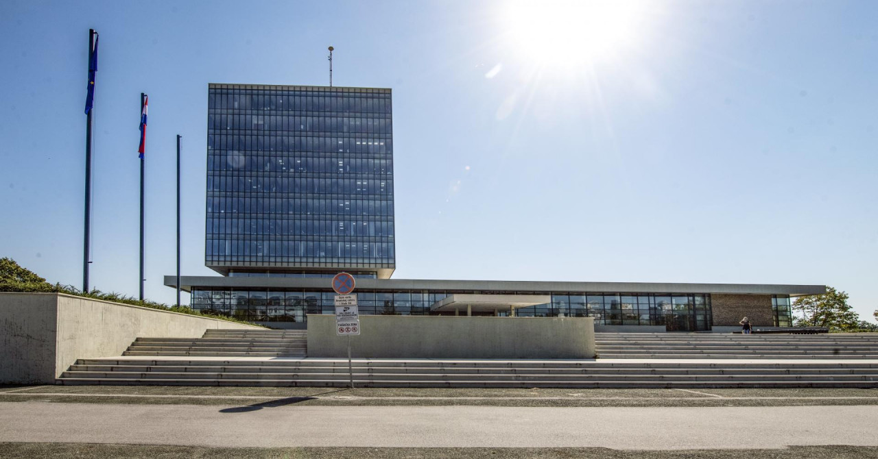 Jutarnji list - Obišli smo Kockicu: Nekadašnja zgrada CK SKH, nakon ...