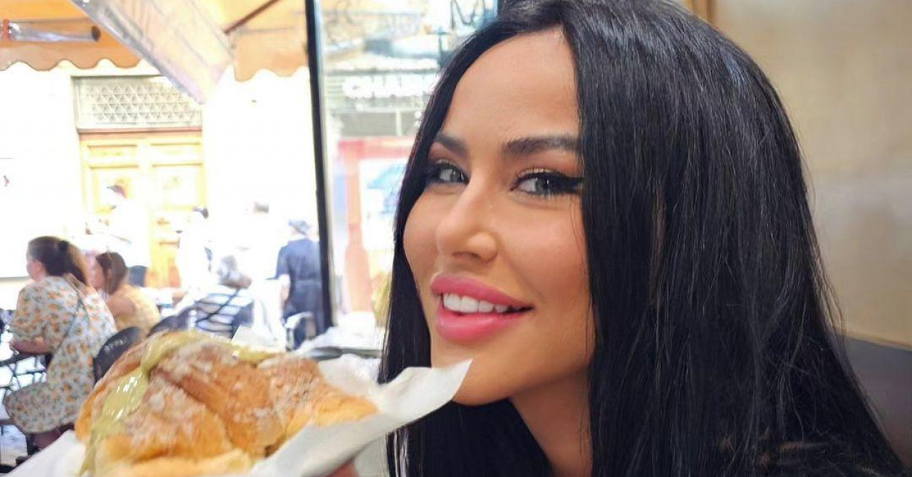 Jutarnji list - Hrvatska influencerca pozirala na motoru u Vatikanu: Pokazala štikle, kratku ...