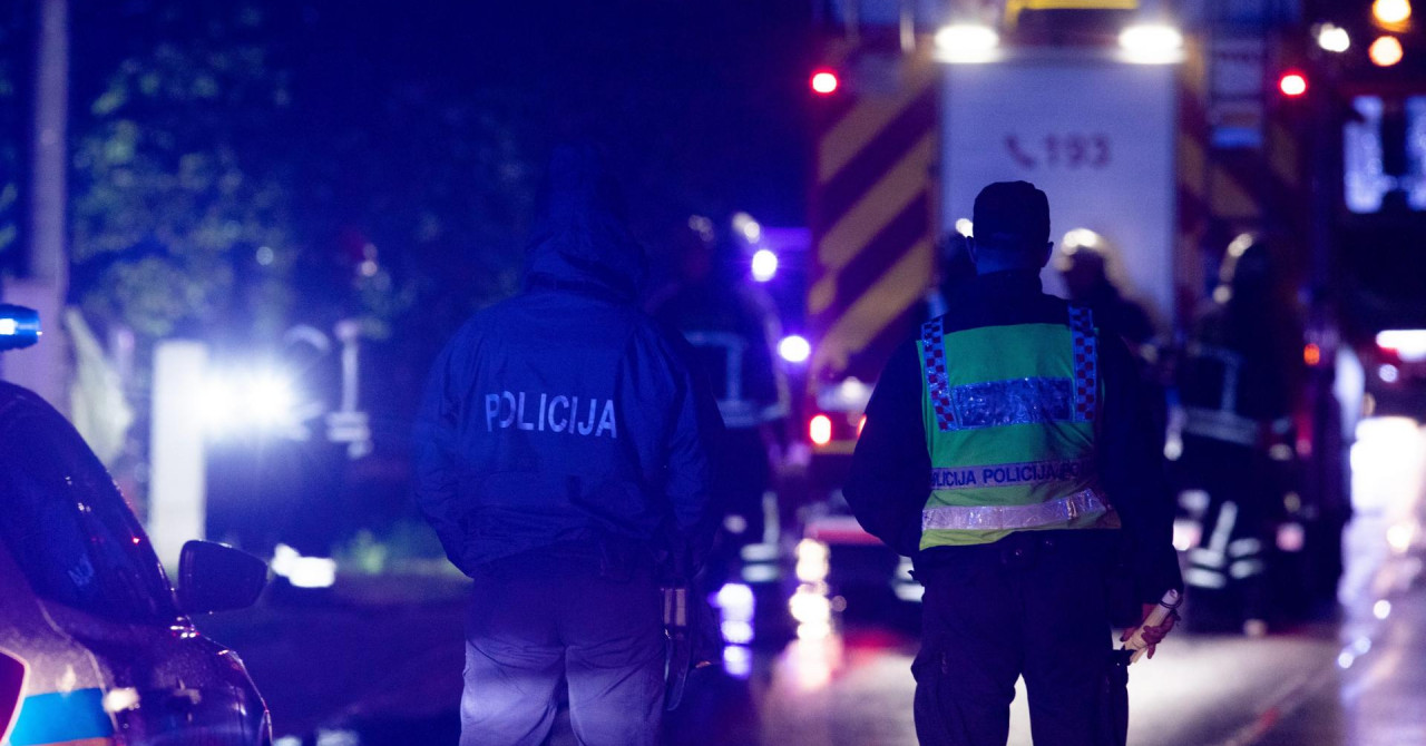 Jutarnji list - Kolaps prometa u centru Zagreba, semafori ne pale zeleno, bijesni građani voze ...