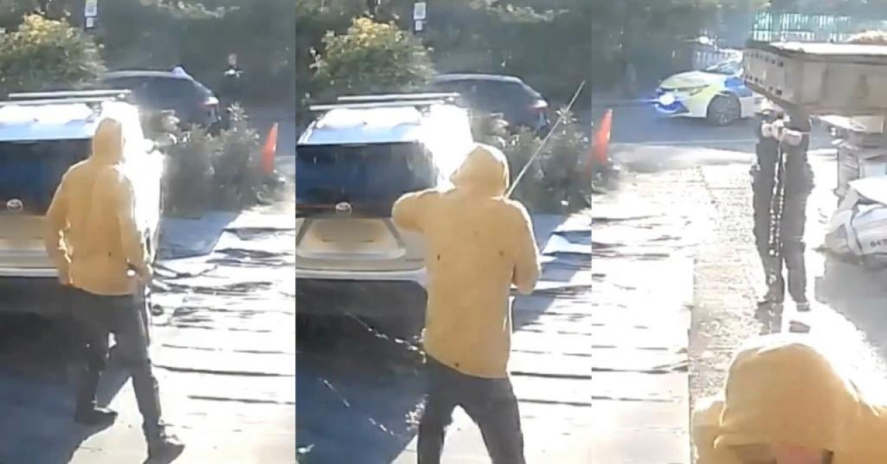 Jutarnji list - Objavljena snimka: Pogledajte kako su policajci savladali muškarca koji je mačem ...