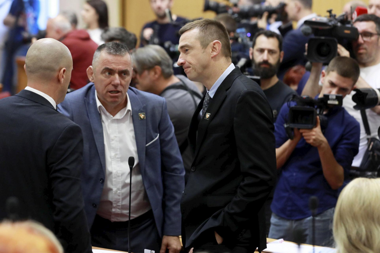 Jutarnji list - Jeste li primijetili kako se zadnjih dana ponašaju Plenković i DP-ovci? Sve je ...