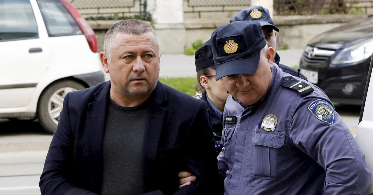 Jutarnji list - 'Bio je vidno pijan. Doslovce je ispao iz auta i molio da se ne zove policija. A ...