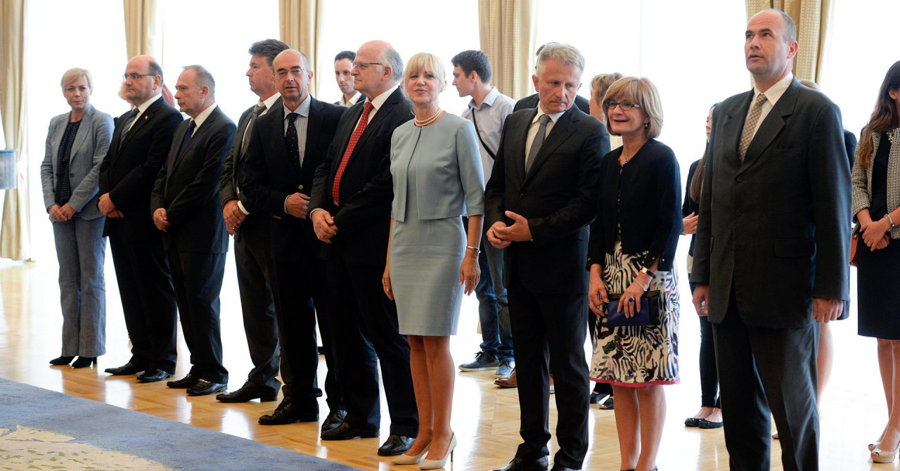 Jutarnji list - Atmosfera sve užarenija, konzultacije nisu niti počele ...