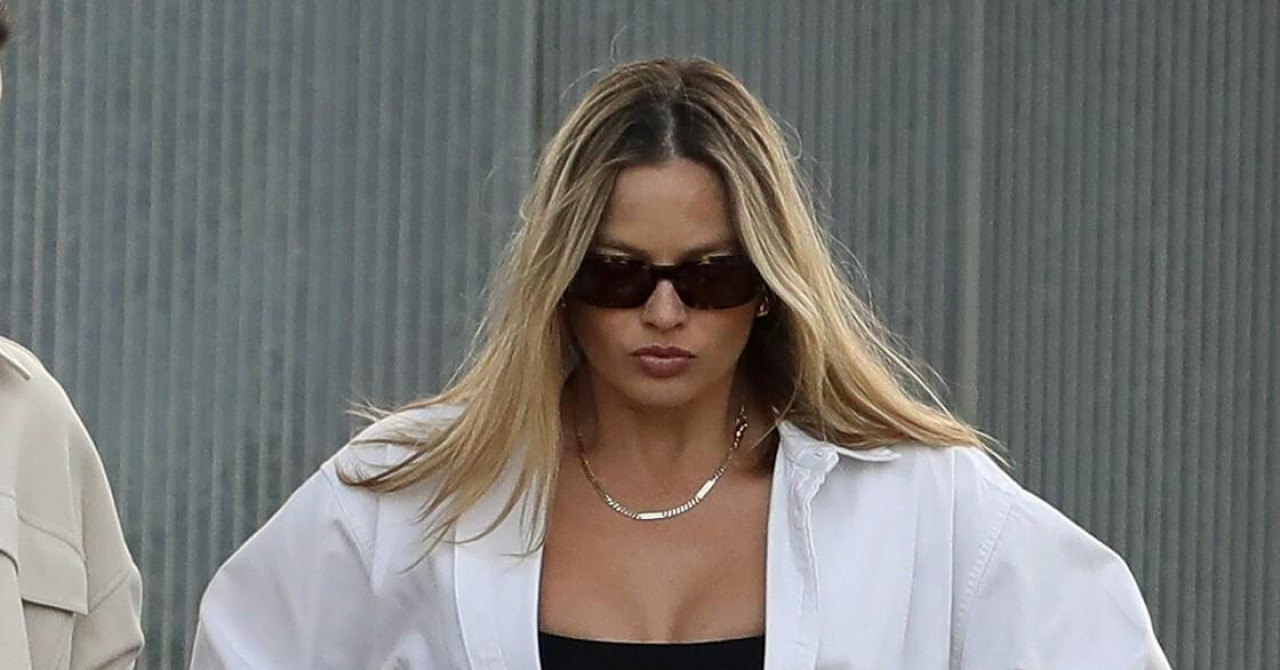 Jutarnji list - Margot Robbie i njen suprug prvi put viđeni u šetnji sa sinom, od javnosti je ...