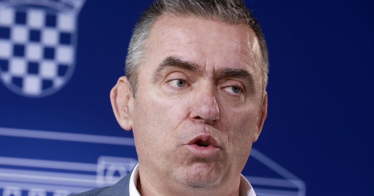 Jutarnji list - Društvenim mrežama kruži zanimljiv Ćipin video: Godinu dana razlike, a skroz ...