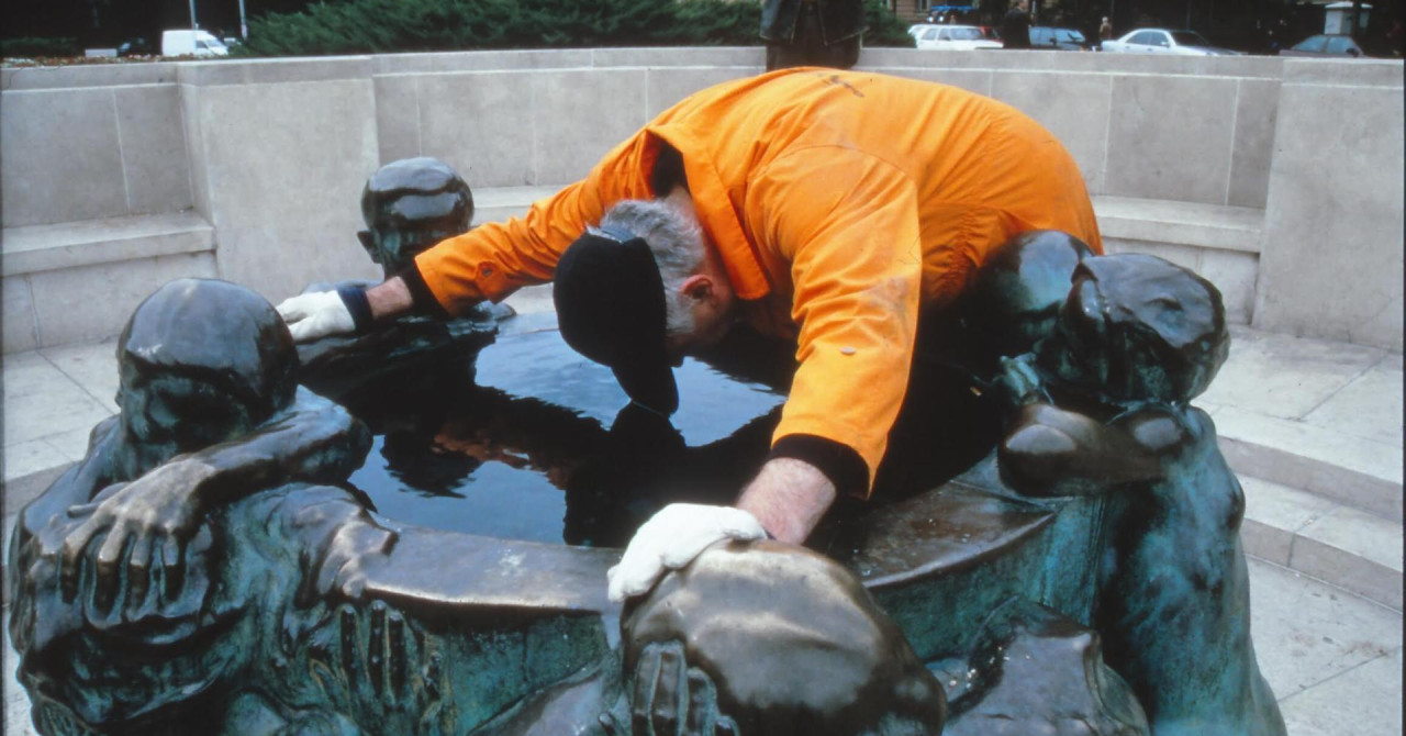 Jutarnji list - Popeo se gol na jednu od najpoznatijih zgrada u Zagrebu ...